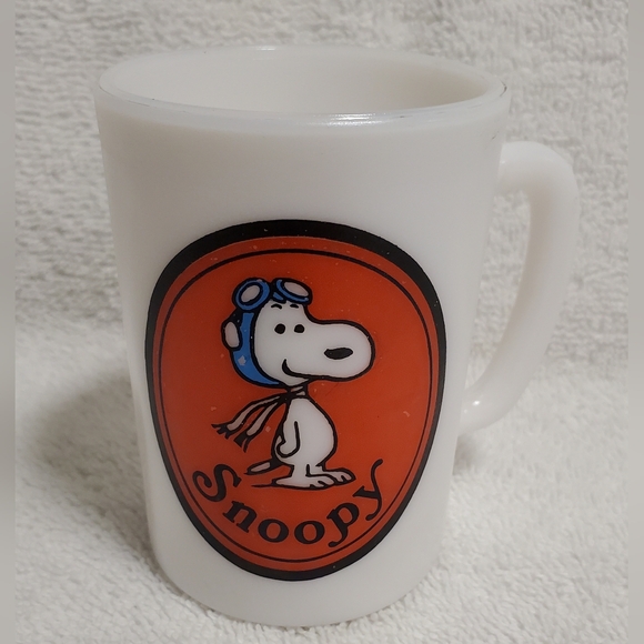 Avon | Dining | Vintage Avon Snoopy Flying Ace Milk Glass Liquid Soap ...